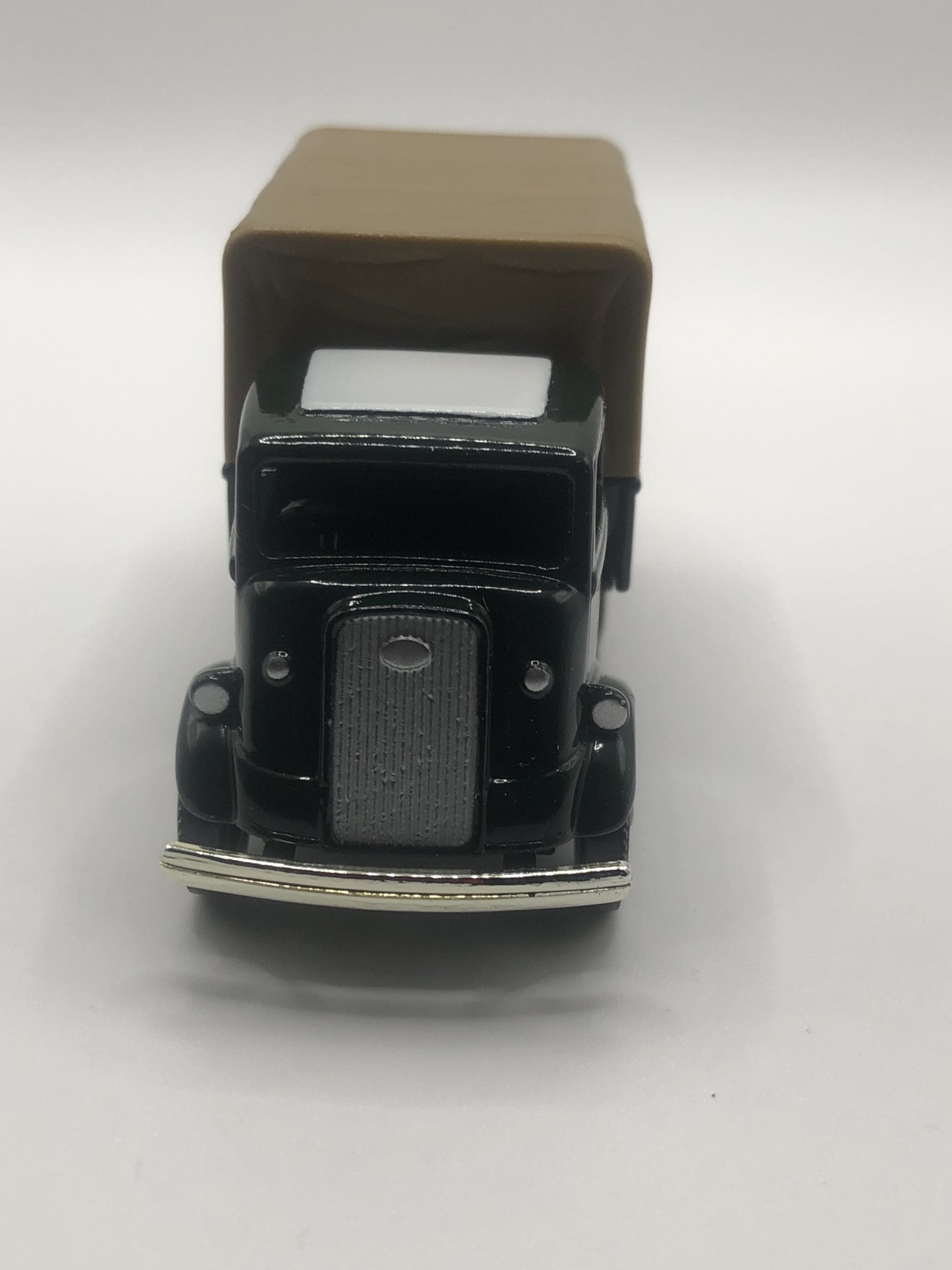 FORDSON 7v TRUCK - AJY Emporium