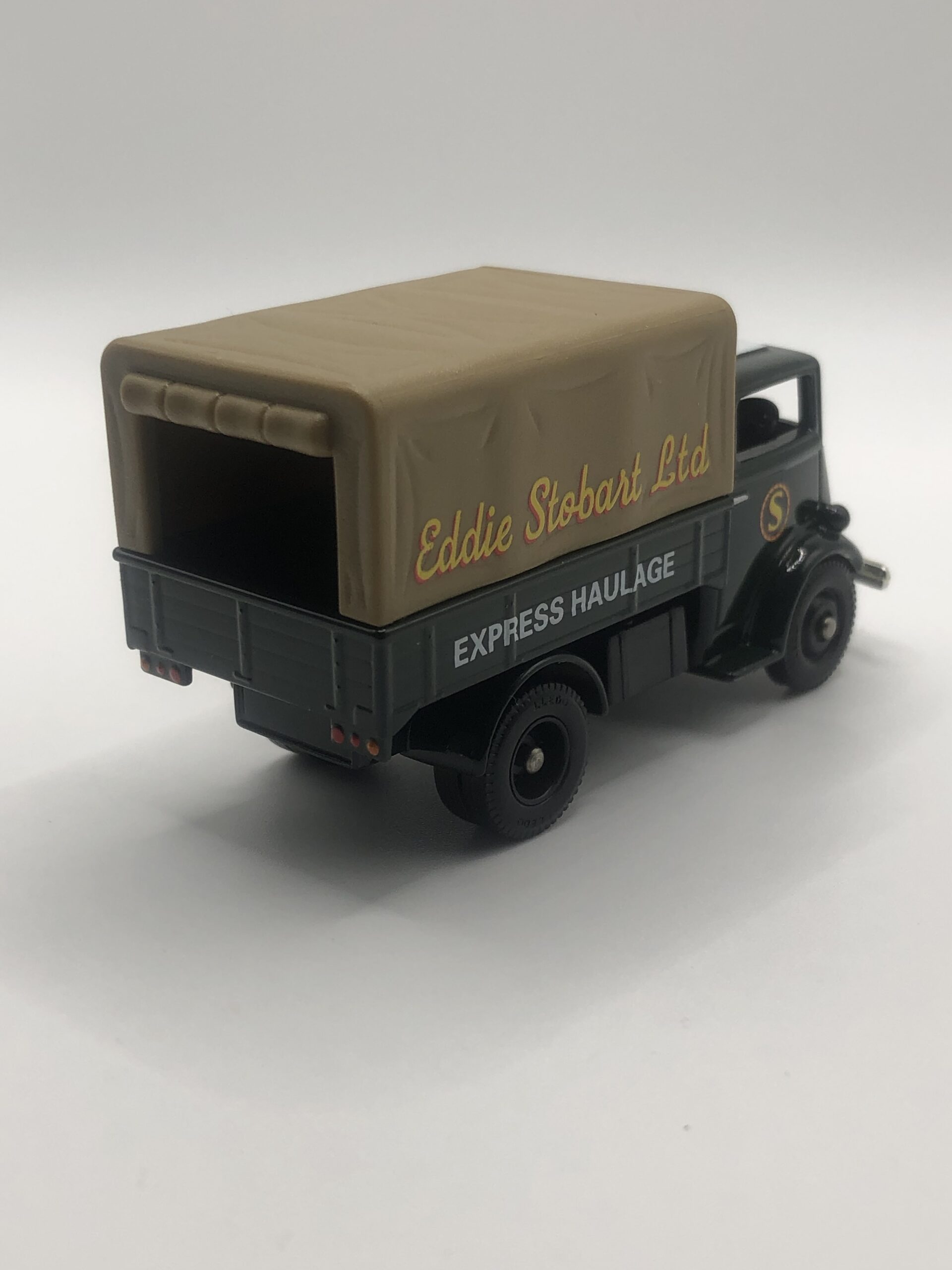 FORDSON 7v TRUCK - AJY Emporium